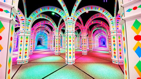 Amazing Mirror Maze Mall Of America