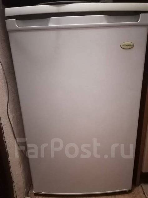 Маленький мини холодильник, б/у, в наличии. Цена: 5 000₽ во Владивостоке