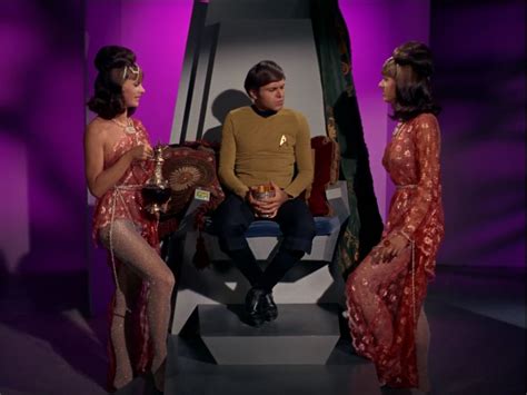 Star Trek 2 X 8 I Mudd Alyce And Rhae Andrece As Alice Star Trek