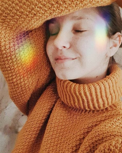 Marutali Копирайтер Я немного посидела пялясь в экран боялась открывать ⠀ Казалось бы что