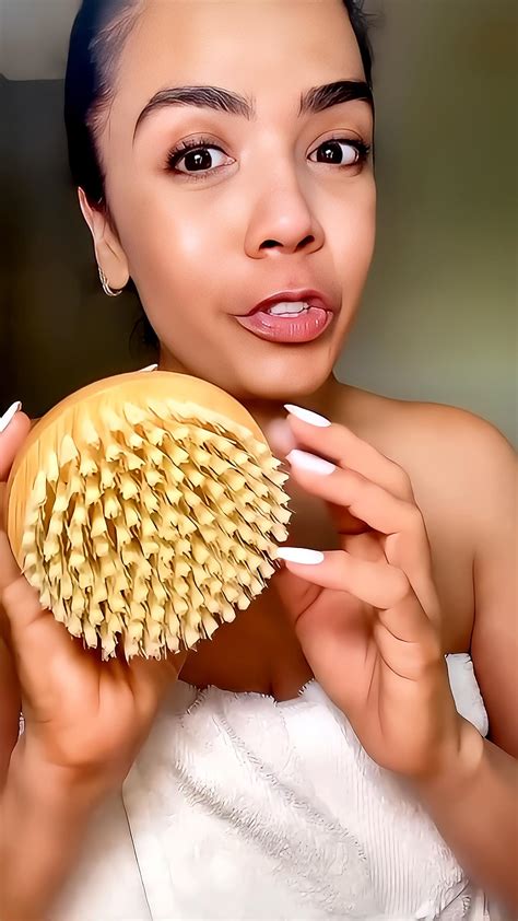 5 Minute Protein Waffles 🧇 31g Protein And So Good Protein Waffle