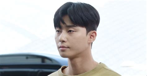 [포토] 박서준 어깨 미남~