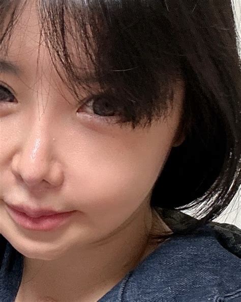 박봄 2ne1 콘서트 앞둔 근황…화장 지우고 청순미 얹었네 [da★]｜스포츠동아