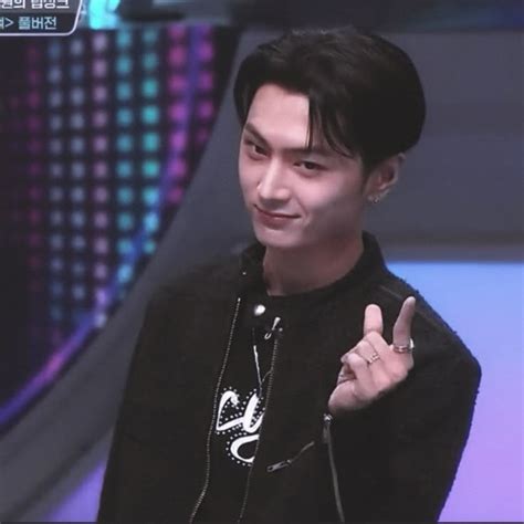 Épinglé Par 🍎 Sur Jay