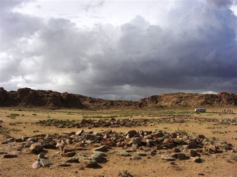 Монголын түүхийн тайлбар толь