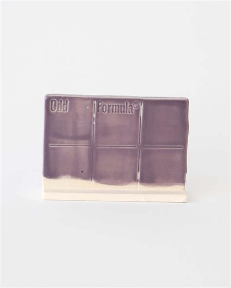 Odd Formula 오드포뮬라 모든 공예 창작자가 20l가넘는 큰 유약 재료를 구비해둘 공간 자주 소성하여 결과물을 볼 수 있는 작업 환경을 갖추기는 어렵습니다