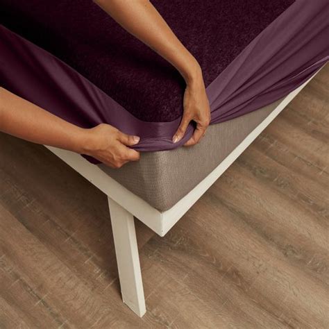 Buy Waterproof Mattress Protector Online Upto 30 Off In India Prices