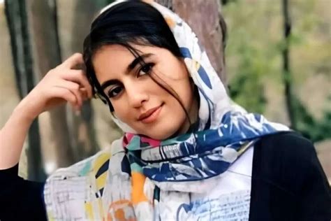 ببینید گفتگو با خواهر الهه حسین‌نژاد پیرامون دادگاه آخر خبرآنلاین