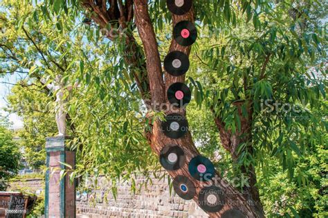 우수푸스는 유네스코 세계 문화 유산으로 지정된 빌뉴스에 있는 동네입니다 리투아니아 0명에 대한 스톡 사진 및 기타 이미지 Istock