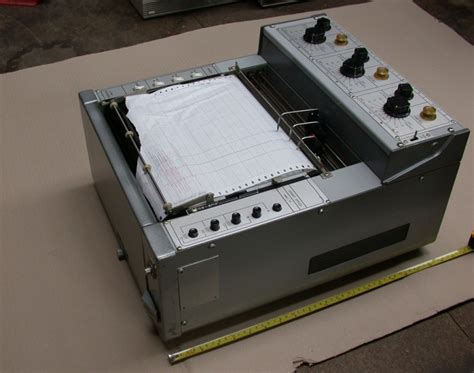 Practical Pen And Ink Polygraphlie Detectorseismographalternative Fact Tester Film Prop