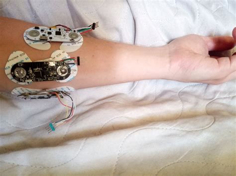 Robotic Hand Control With Emg 7 Steps Instructables