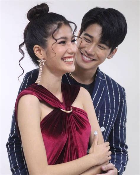 ปักพินโดย Preemmy Ruanpae ใน พิ้งพลอย ปภาวดี นักแสดงหญิง