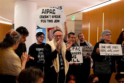 Rabbis Lead Protest At Aipac Los Angeles Headquarters Urging Ceasefire