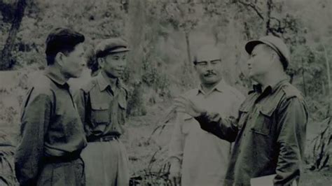 ປະຫວັດທ່ານ ໜູຮັກ ພູມສະຫວັນ ประวัติ หนูฮัก พูมสะหวัน อดีตประธานประเทศลาว Youtube