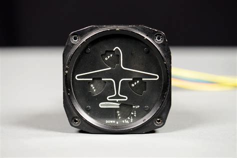 Converting A Ww2 Era Landing Gear And Flaps Indicator Into A Usb Peripheral Photons Electrons