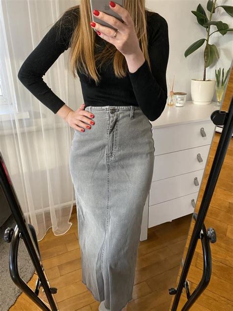 Джинсова спідниця — ціна 350 грн у каталозі Міді спідниці Купити жіночі речі за доступною ціною