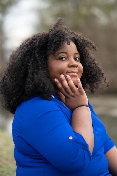 Download Fat Woman Smiling Wallpaper