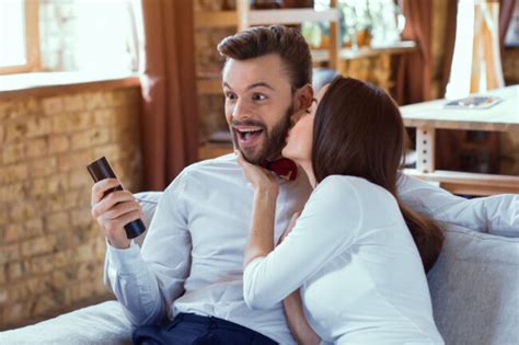 Survey 1 In 10 Would Drop Sex Before TV CableTV Com