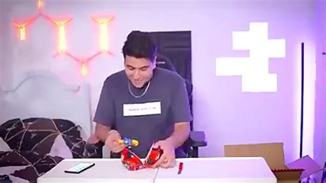 چالش جدید احمد رکسا چالش دی جی کالا لپ لپ هایع دیجی کالا