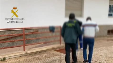 La Pornografía Tras El Aumento De Los Delitos Sexuales De Menores