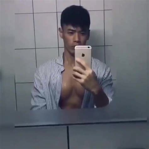 SHOWING OFF ThisVid Com