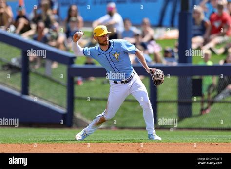 Port Charlotte Fl Tampa Bay Rays Second Baseman Brandon Lowe 8 Fields And Throws Out Toronto