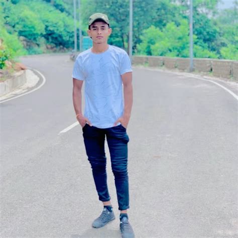 Sumit Patel Sumitpatel1484 • Threads Say More