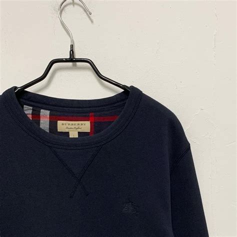 버버리 자수로고 맨투맨 헬로마켓