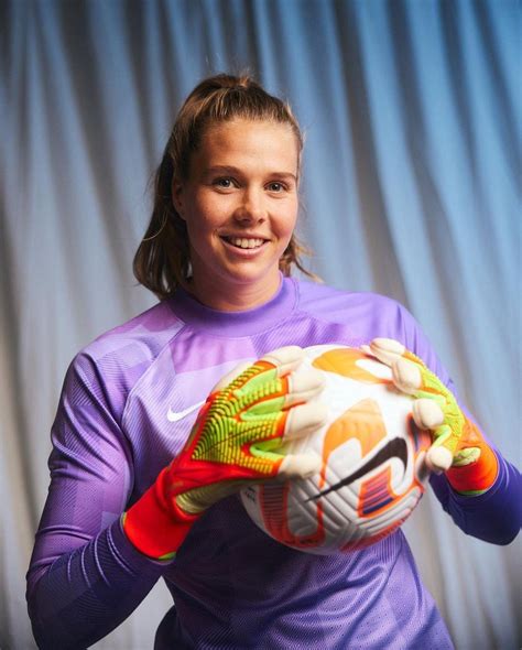 Lize Kop Handling A Ball R Girlssoccer