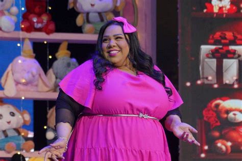 شيماء سيف تخسر بعضاً من وزنها الزائد وتستعرض أناقتها بالأسود Laha