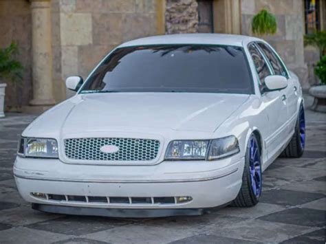 1999 Ford Crown Victoria with 18x8.5 35 Anovia Night and 225/40R18 ...