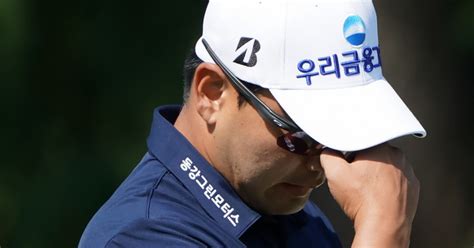 [mhn포토] 이준석 뭐가 꼬이는 걸까~