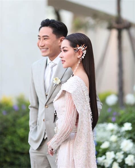 เปิดดีไซน์ชุดไทยงานหมั้น พราวฟ้า การัญชิดา งามดุจนางฟ้านางสวรรค์