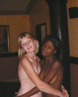 Amateur Interracial Lesbians Porn Pics Pictoa
