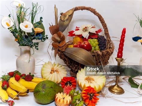 다양한 과일로 구성 사과 바나나 아보카도 멜론 파파야 키위 딸기 구아바 및 포도 해독 다이어트 0명에 대한 스톡 사진 및 기타 이미지 Istock