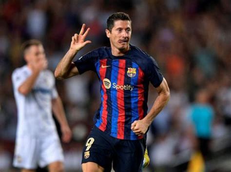 Soal Rumor Tinggalkan Barcelona Robert Lewandowski Beri Tanggapan