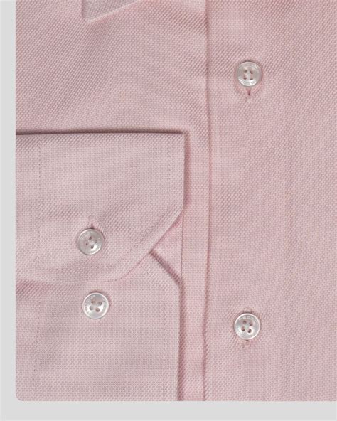 КЛАСИЧЕСКА СТРУКТУРНА РИЗА В РОЗОВО СВОБОДЕН СИЛУЕТ