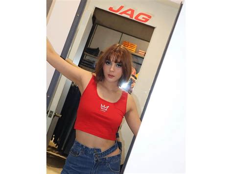 The Many Times Ashley Ortega Showed Us How To Rock A Short Hairstyle Gma Entertainment