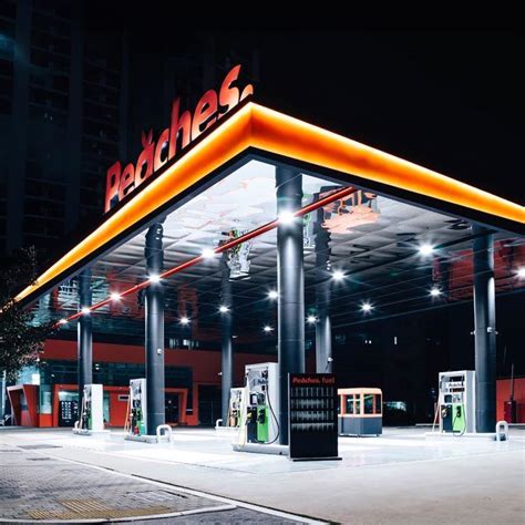 피치스 브랜드 최초 피치스 주유소 빙고점 오픈 Life 읽을거리 에스콰이어 코리아 │ 패션 매거진 패션 잡지 남성지