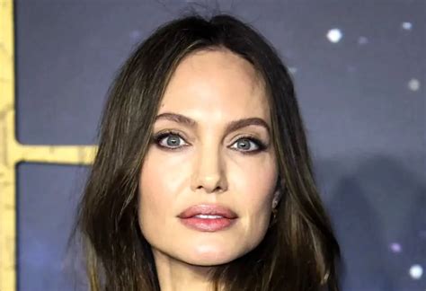 آنجلینا جولی؛ وارث رؤیای ناتمام مادرش شد تصاویر