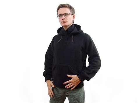 Купить флисовую толстовку с замком и карманом-кенгуру.MALPA