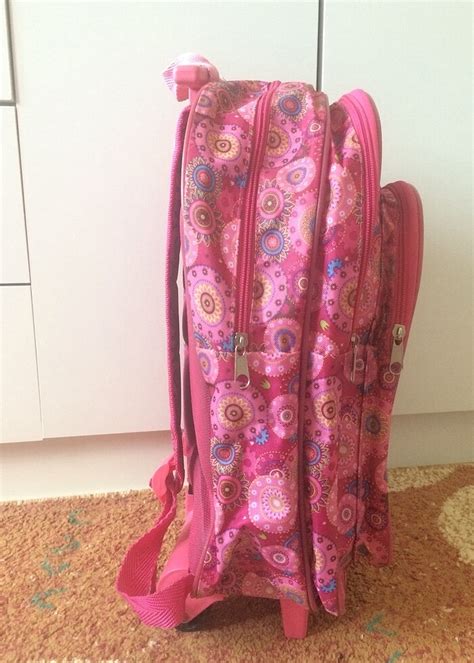 Çilek Kızlı Tekerlekli Çanta Okul Çantası Zara Sırt Çantası 20