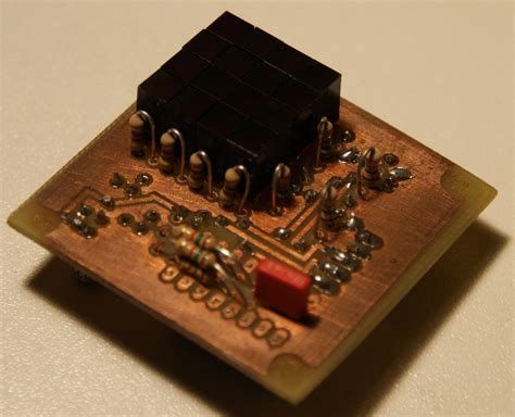 ATmega32 AVR Building A Dynamic 44 LED Display Interface