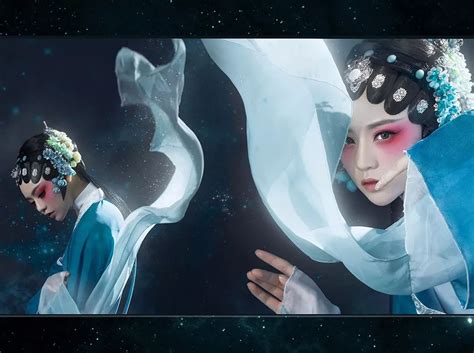 冬季新品远处的云山河的影满天繁星是世人的命运起伏不定 明灭有数