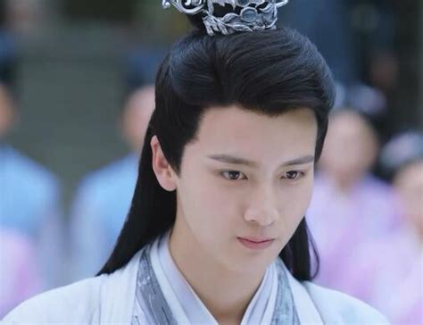 雙世寵妃2墨連城情敵流觴太完美 流觴的扮演者是《延禧攻略》的他 每日頭條