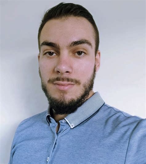 Dylan Travers Adminsys Développeur Freelance