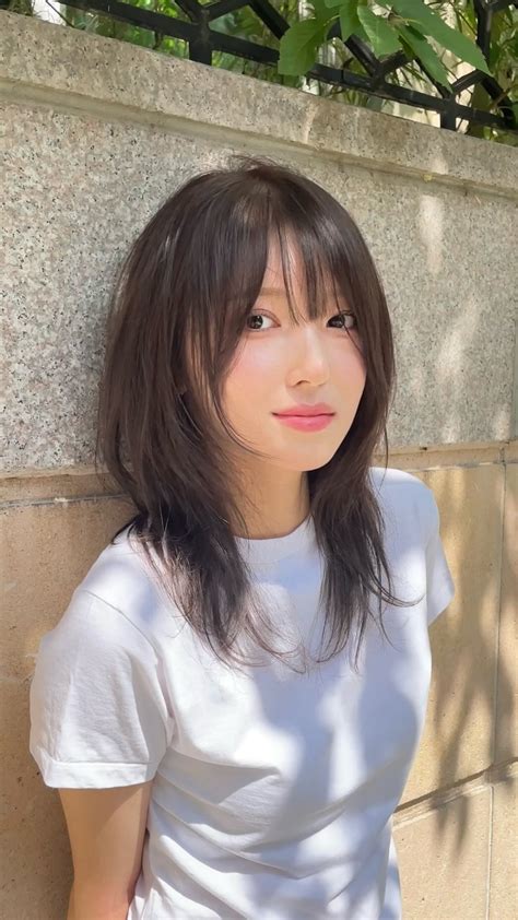 시원함과 따듯함이 동시에 느껴지는 헤어스타일 🤎 요닝 요닝류영채 레이어드펌 레이어드컷 청담동미용실 여자헤어스타일 요닝 류영채 • 레이어드컷 레이어드펌 푸딩