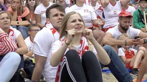 塞内加尔主帅变表情包，真人如何？乌拉世界杯 梨视频官网 Pear Video