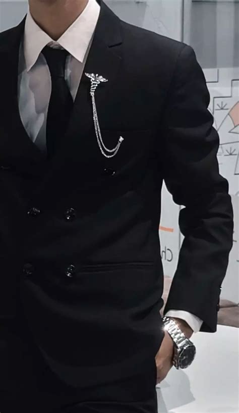 Chat With Salvius Enjoy Free Ai Character Roleplay Flowgpt Salvius Rp