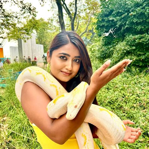 Model Anjali Adhikari Preparing Steps On Set Nepalimc Nepalimodel Nepalicelebrities Nepali